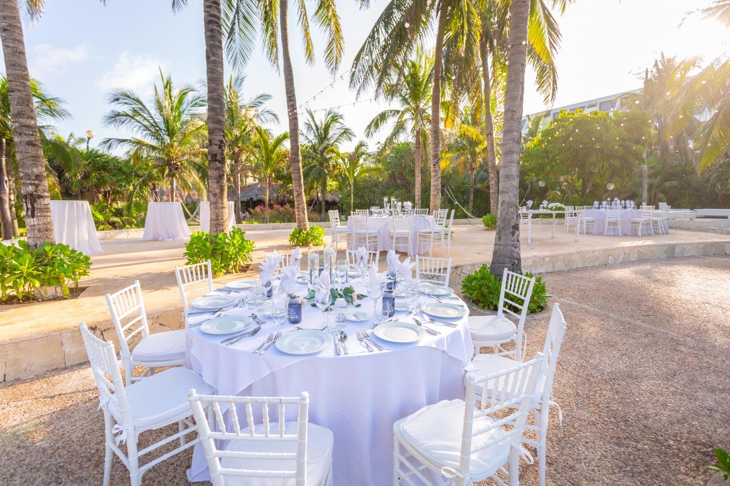 Oasis Hotels & Resorts